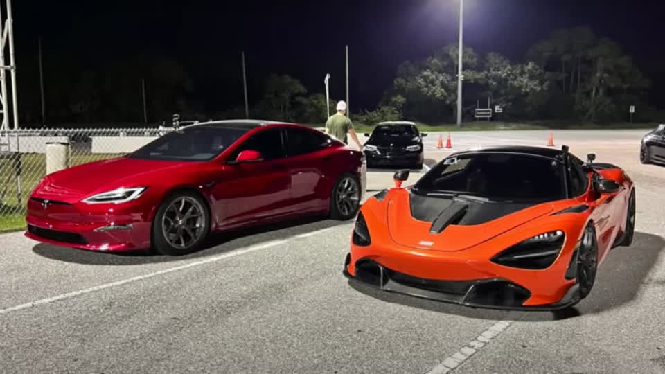 Tesla Model S Plaid Drag Races 1,000-Horsepower McLaren 720S ...