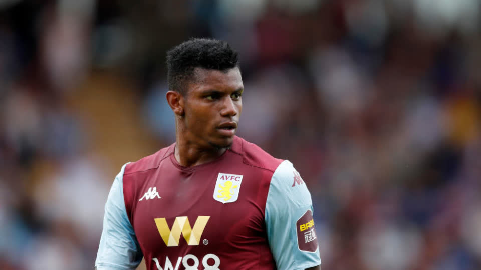 ខ្សែប្រយុទ្ធ Wesley របស់ Aston Villa យល់ព្រមចូលរួមជាមួយ Sao Paulo ...