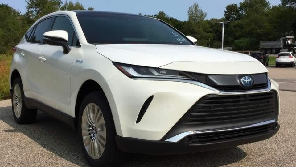 ជាតិទេបងប្អូន? នេះគឺជា Toyota Venza ជំនាន់ថ្មី🔥 - TNAOT