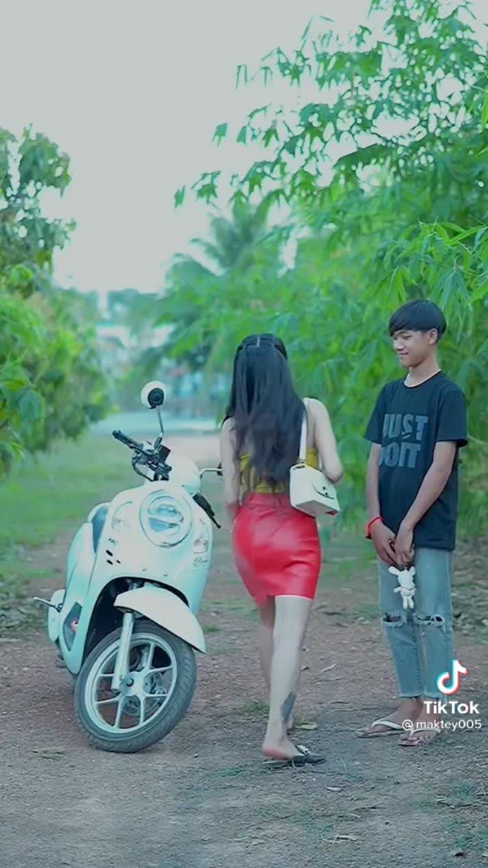 បានថើបទៀត....!ហ្មង! - TNAOT