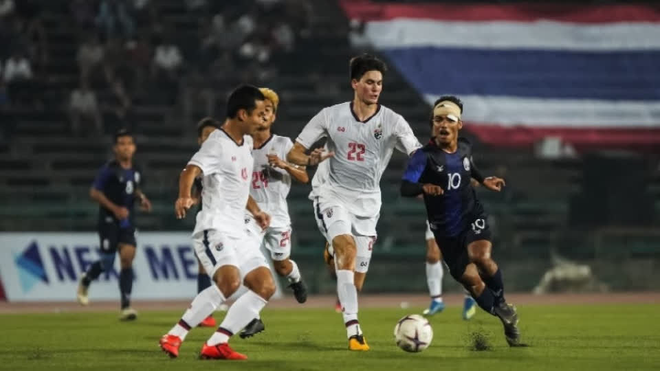 មានតែ ២ក្រុមនេះប៉ុណ្ណោះ ដែលធ្លាប់លើកពាន AFF U23 Championship ខណៈកម្ពុជាធ្លាប់ចូលដល់វគ្គ ...