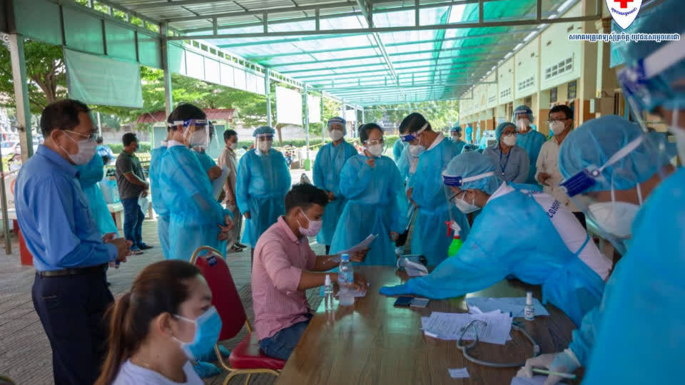 Top News: ថ្ងៃនេះក៏មិនអន់ដែរ! តួលេខឆ្លងអូមីក្រុងនៅតែកើនជាង៣ខ្ទង់ដដែល - TNAOT