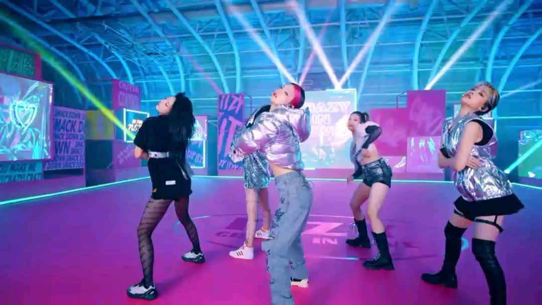 ITZY "SWIPE" Dance - TNAOT