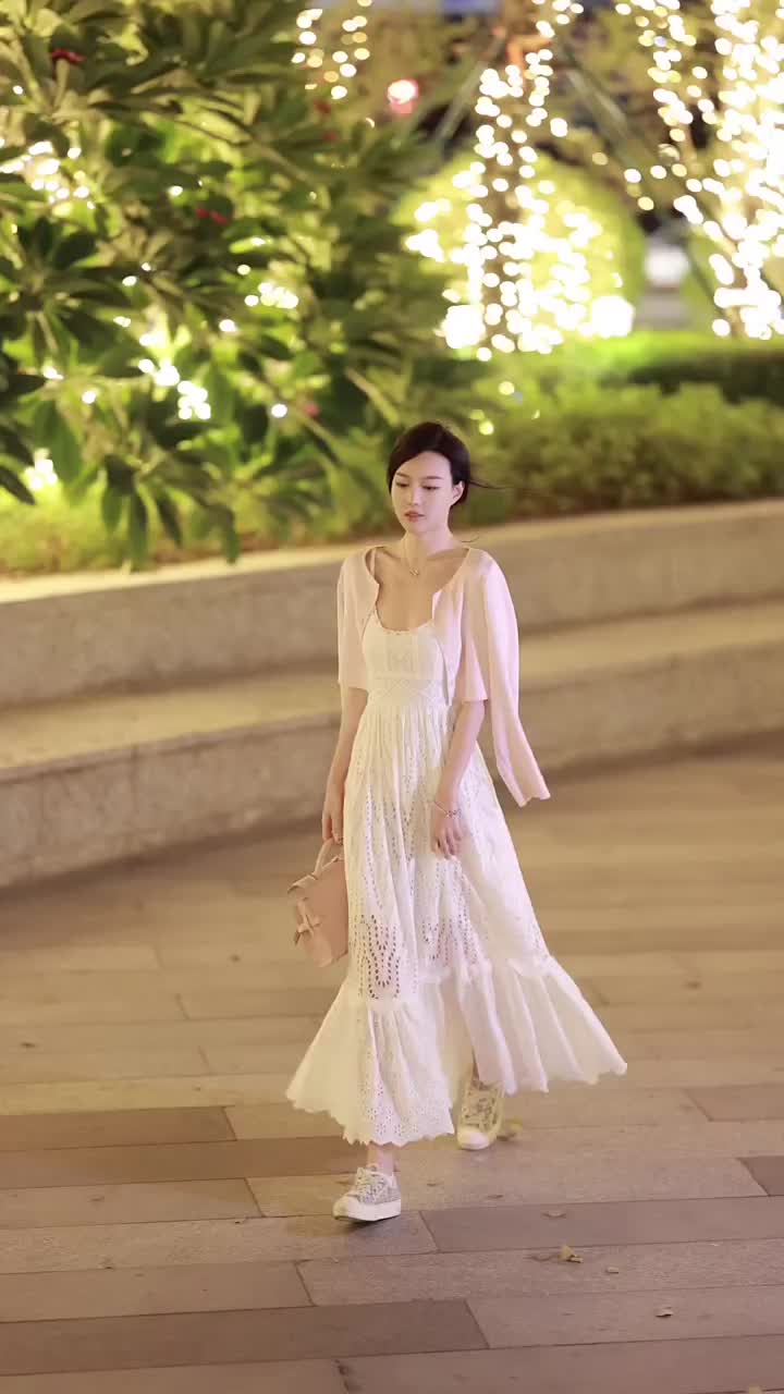 Wow ស្រីស្អាត - TNAOT