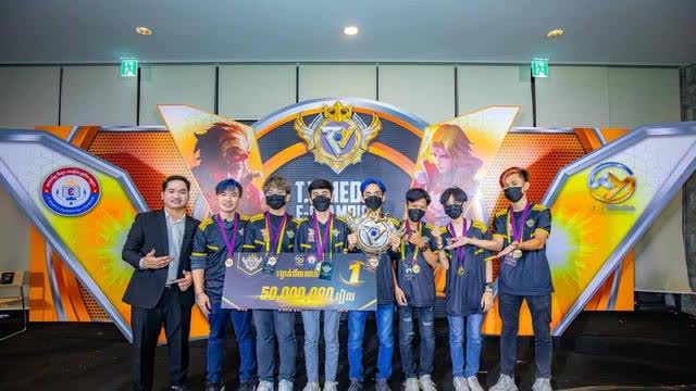 ក្រុម Burn X Flash គ្រងតំណែងជើងឯក ការប្រកួតកីឡាអេនិចត្រូនិច Mobile ...