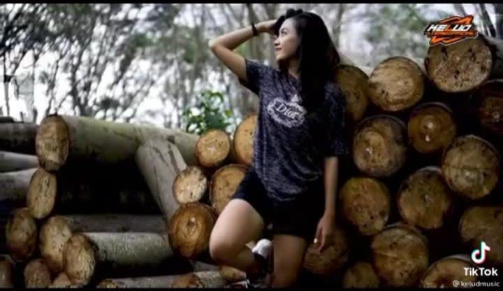 wowស្រីស្អាតរាំឡូយមិនបានlikeប្រយត្ន័ស្តាយក្រោយ - TNAOT