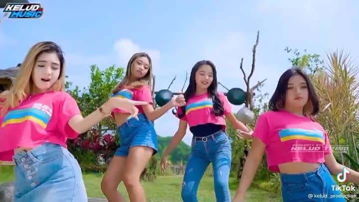 មួយក្រុមនេះសុទ្ធតែស្រីស្អាតតែម្តង - TNAOT