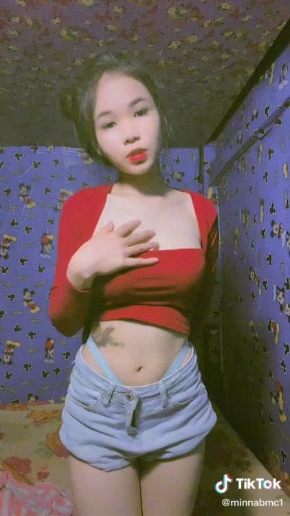 ស្រីស្អាតនៅក្នុង Tik Tok - TNAOT