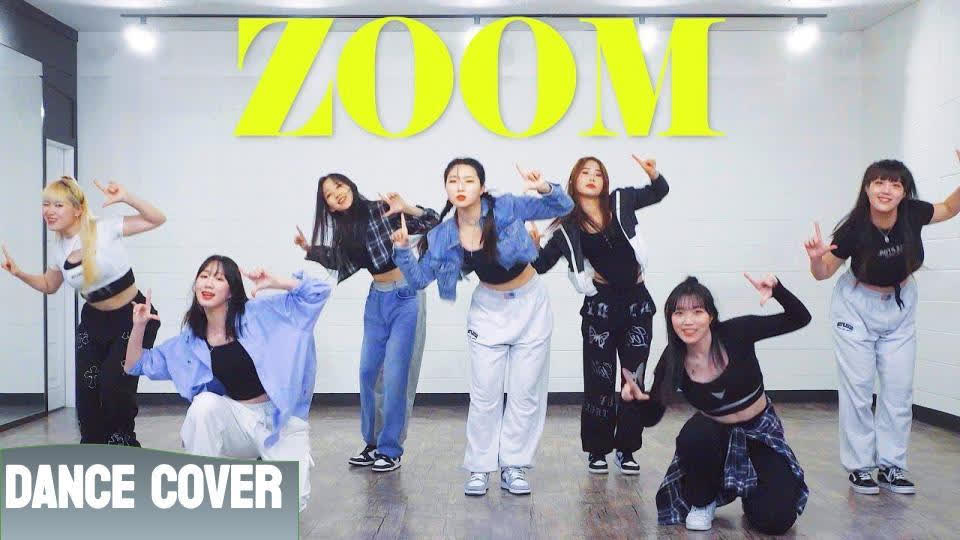 'ZOOM' Dance Cover| បទល្បីខ្លាំងណាស់ មិនយកមករាំស្តាយណាស់ - TNAOT